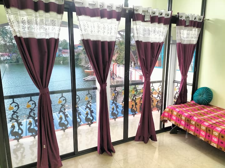 1st Floor With 2 Bedrooms - Thiruvananthapuram
