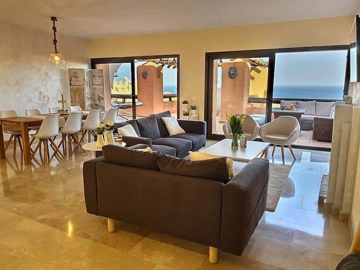 Panoramic View Penthouse - Casares