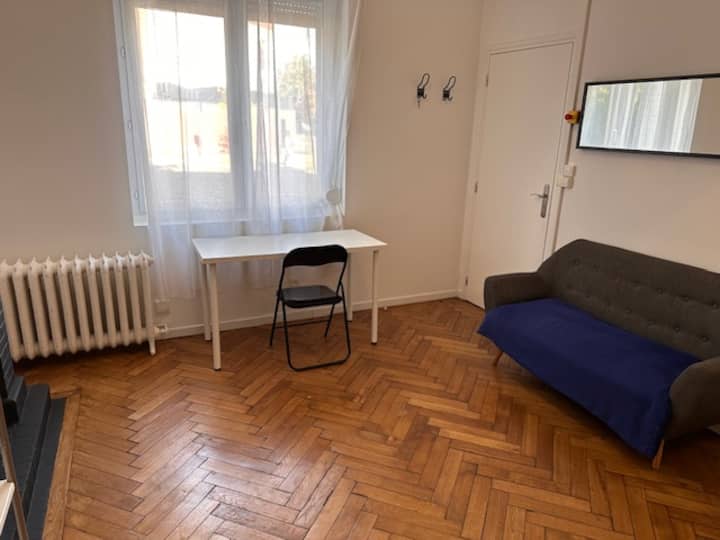 Apparemment Avec Charme - Lens