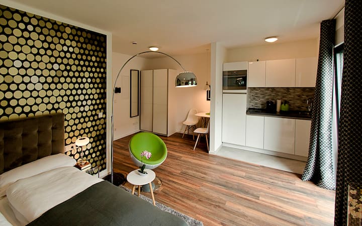 Superior Studio Apartment Mit Balkon Oder Terrasse - Nuremberg