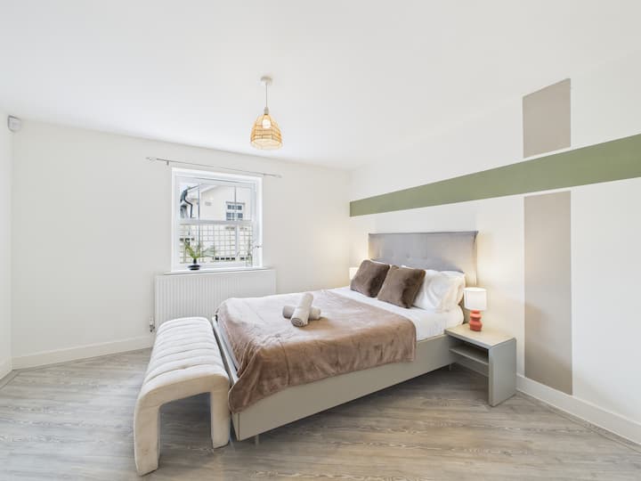 Tunbridge Wells Town House | Sleeps 6 - Royal Tunbridge Wells