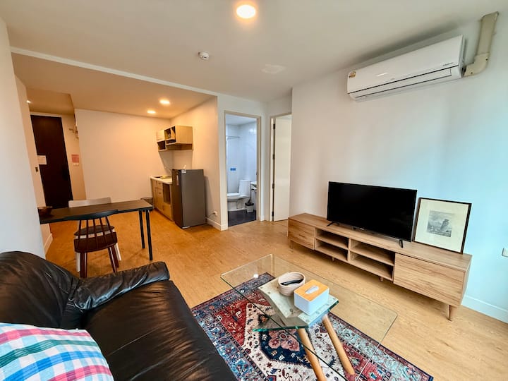 City Living W Green View | 15 Mins To Emsphere - Bangkok