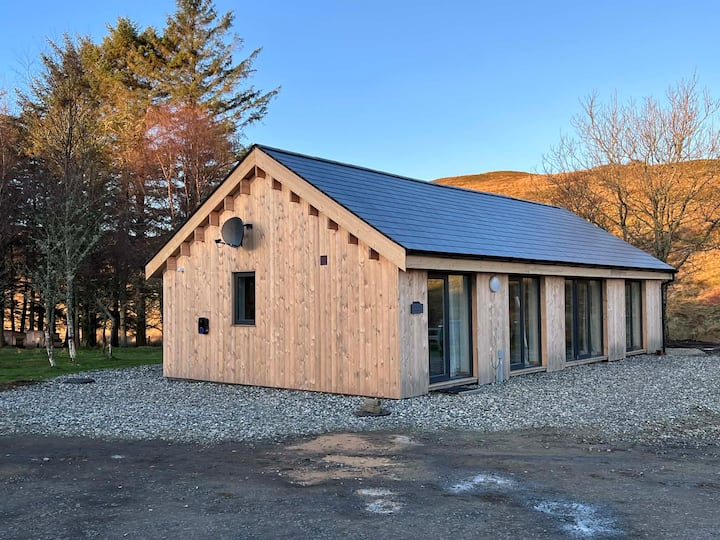 The Lodge
Max 4 Adults Inc Infants - Isle of Mull