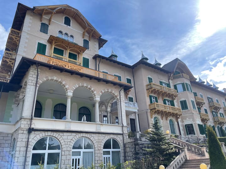 Quadrilocale Unico, Campo Tennis - Bolzano