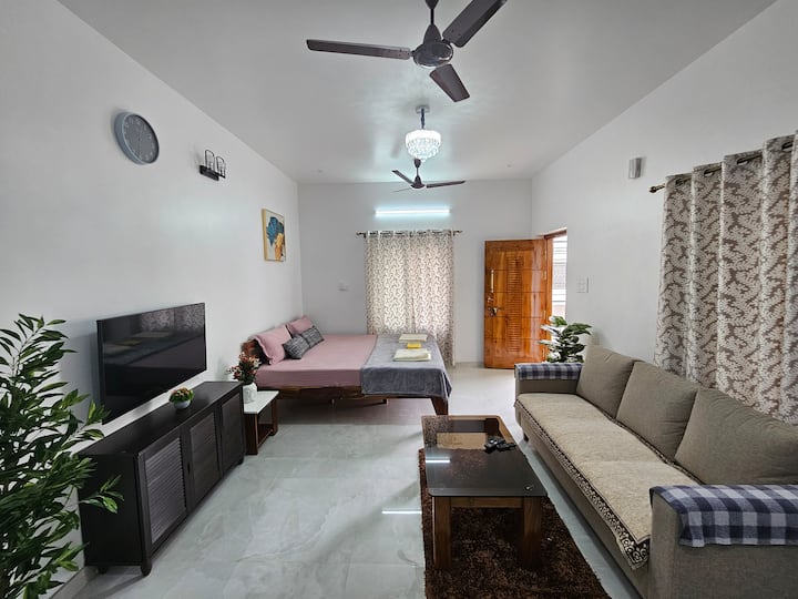 Relaxing Bengaluru Suite (1rk In Ground Floor) - Bengaluru