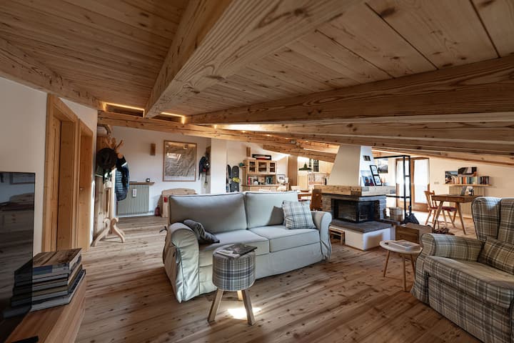 Mansarda Di Charm "Valli Di Borzago" - Pinzolo