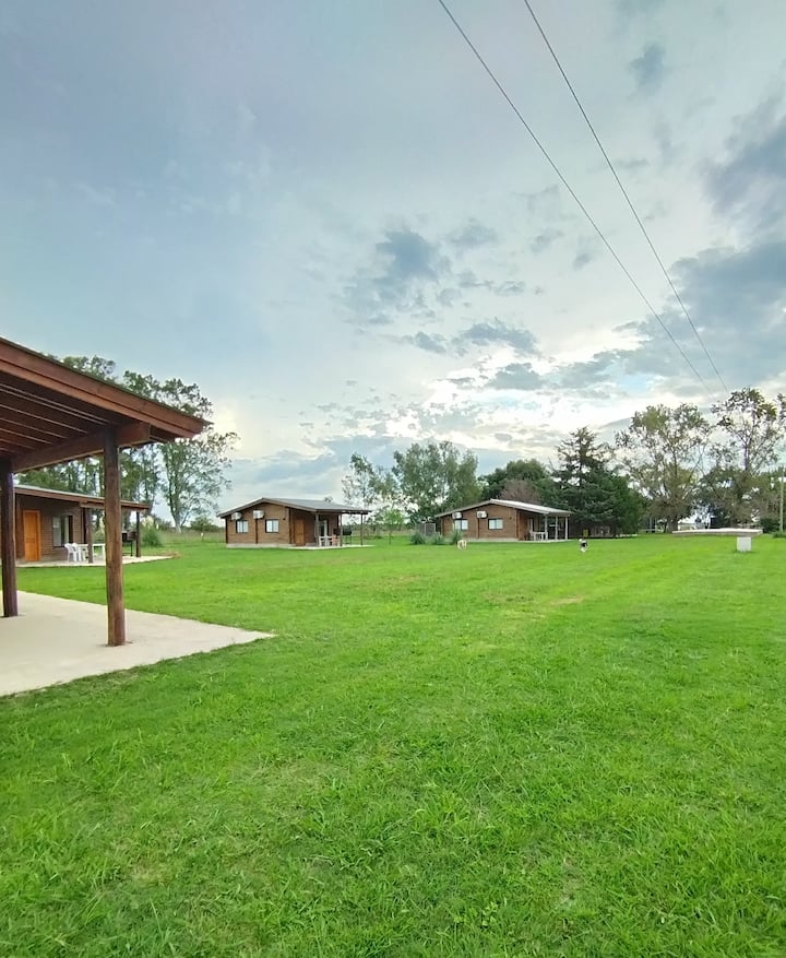 Campo Cuyén
Hospedaje Rural - Lobos
