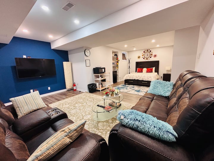 Private Room With Attached Washroom In Ottawa - Ottawa