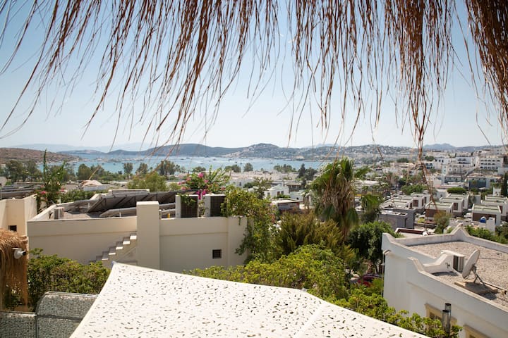 Bodrum Gümbette Deniz Manzaralı 3+1 Villa Bd447 - Bodrum