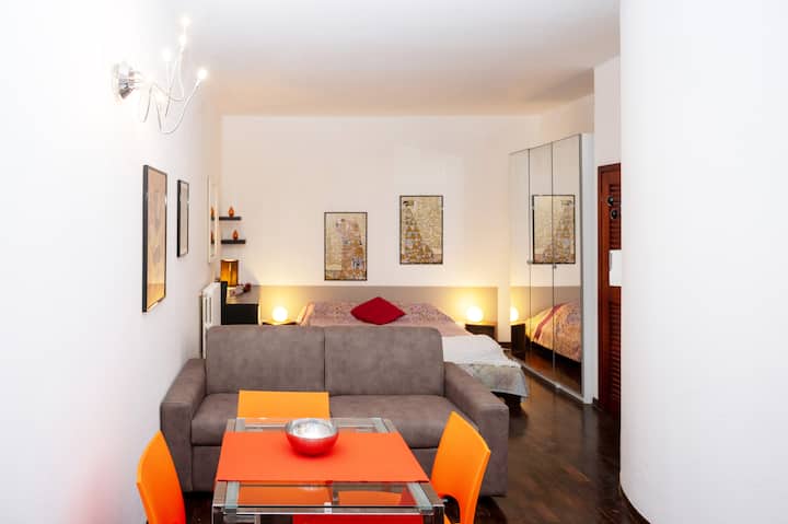 Casa Di Flo' - Centro Medievale Con Wifi & Ac - Ferrara