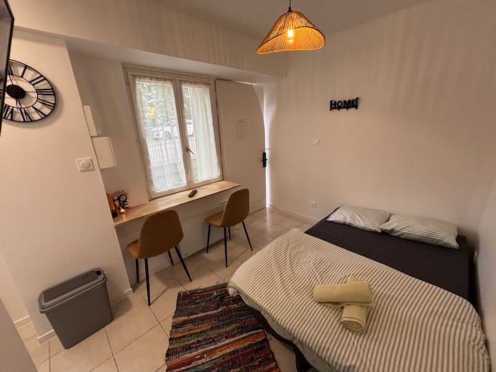 Studio Au Pied De La Citadelle
- Arrivée Autonome - Besançon
