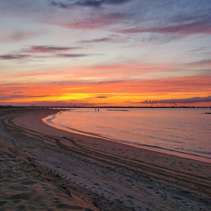 Seaside Serenity - Norfolk, VA