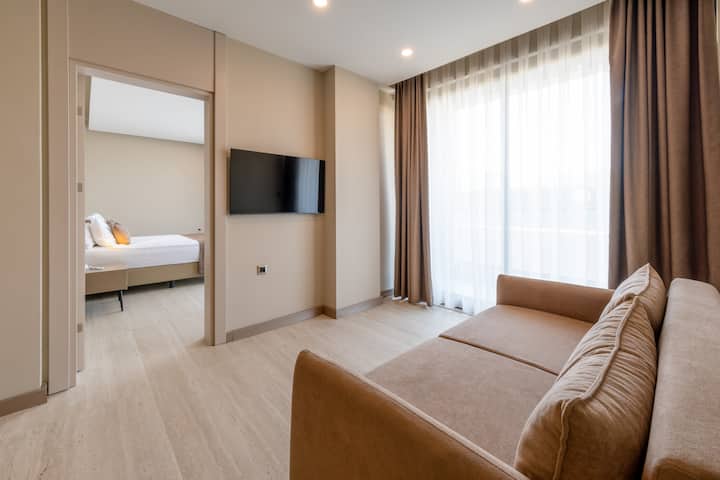 Prive Side Apartment 2 Bedrooms - Side