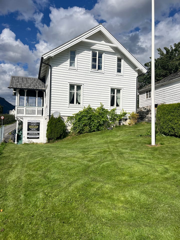 Feriebolig På Lofthus,ullensvang - Lofthus