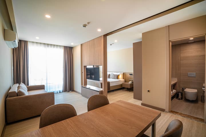 Prive Side • Suite (No Kitchen) - Side