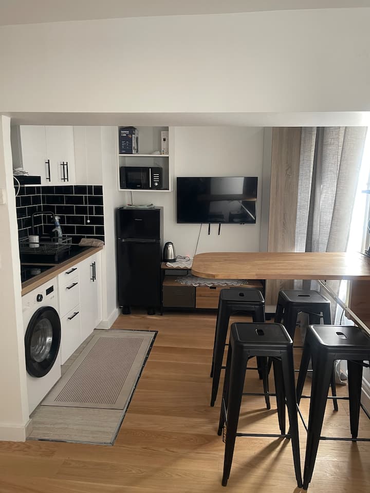 Studio Cosy Et Moderne En Plein Centre - Gare de l'Est - Paris