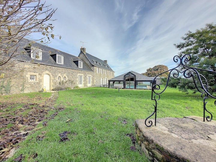 Le Presbytère Et Sa Piscine Chauffée à L’année - Erquy