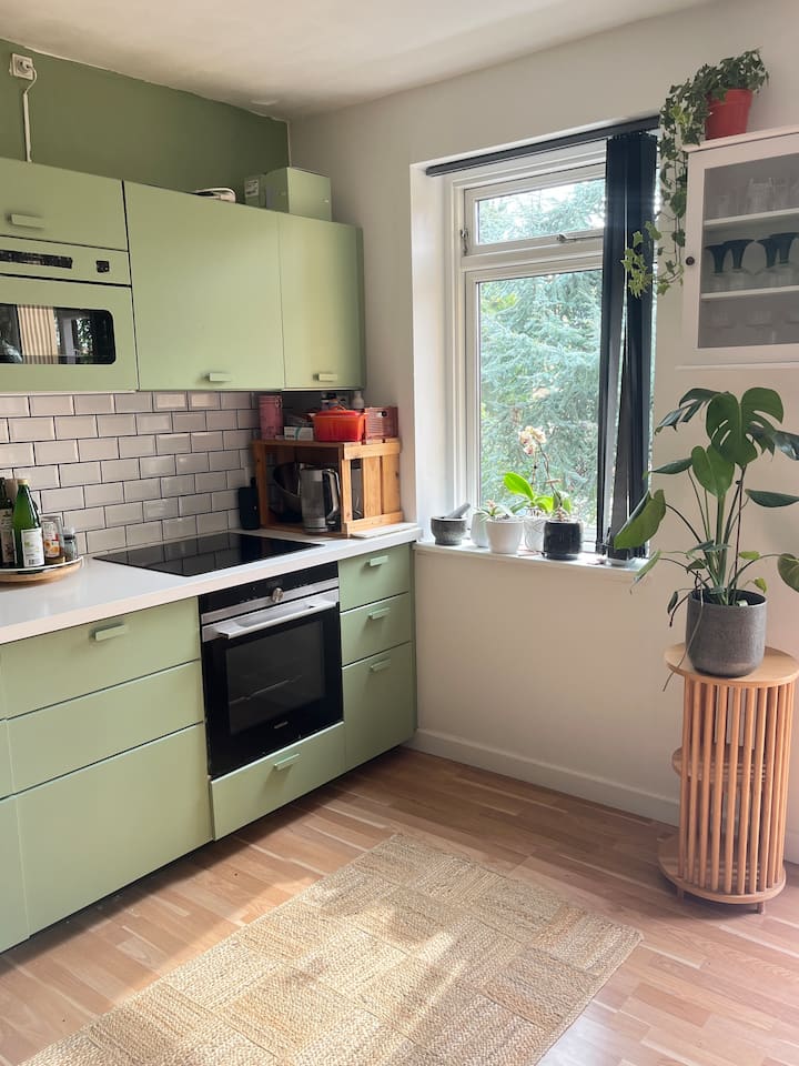 Sunny 2-room Flat With Balcony - 코펜하겐
