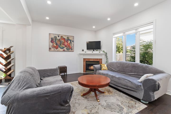 Brampton Retreat With Basement - Brampton