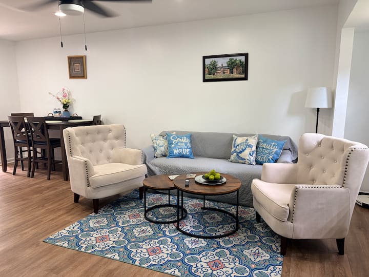 Pet-friendly Stay W/ Fenced Yard Near It All - Williamsburg, VA