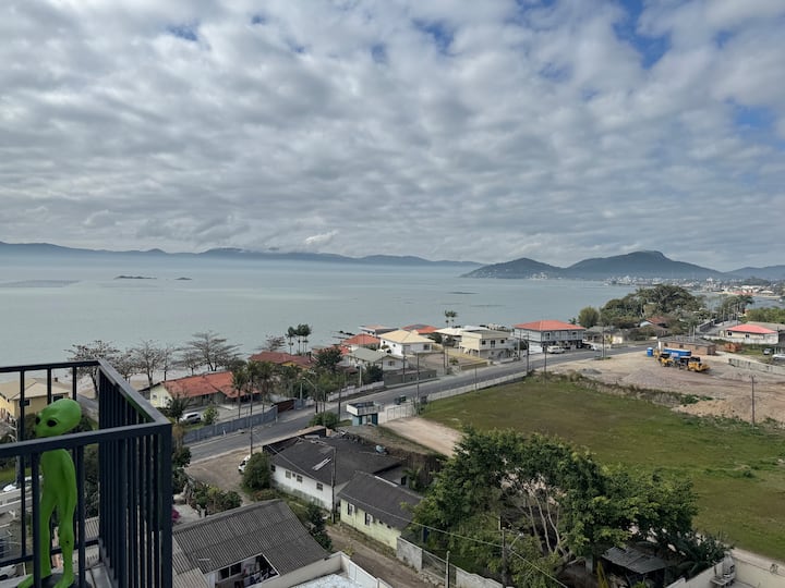Apartamento Frente Mar Com Vista Belíssima - Palhoça