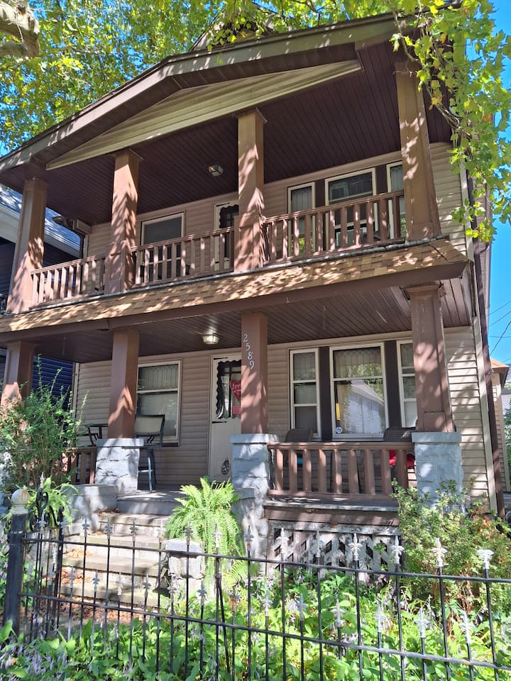 Cleveland/ Tremont Area. Close To Downtown. - Cleveland, OH