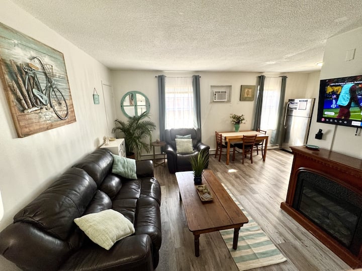 Mystique Blue 2 Br And Bath Apt Near Beach - Virginia Beach, VA