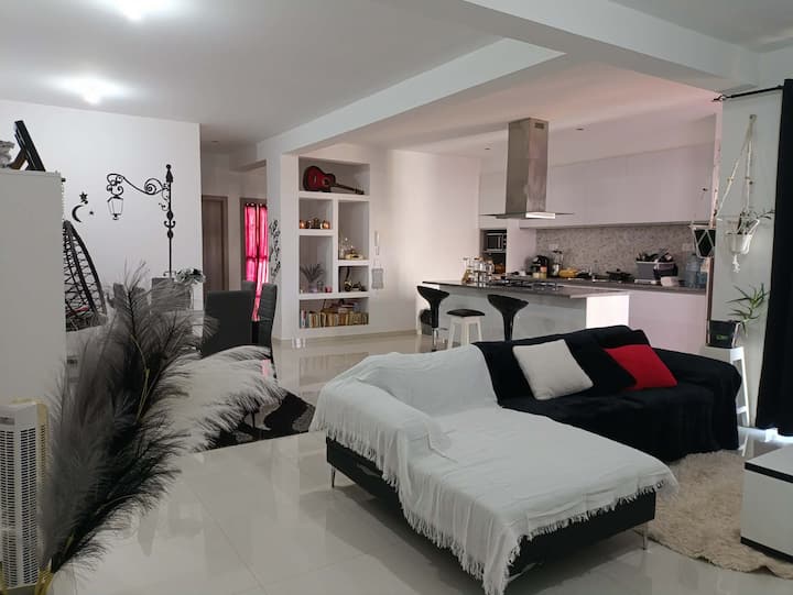 Apartamento-praia Cabo Verde-edifício Crioula - Praia