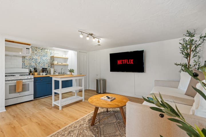 Casita Tierra Alta | Private 1br Guesthouse - El Cajón, CA