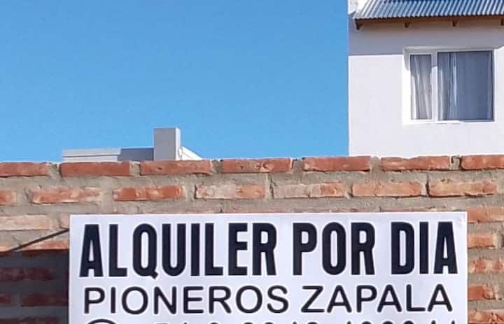 Pioneros Queen - Zapala