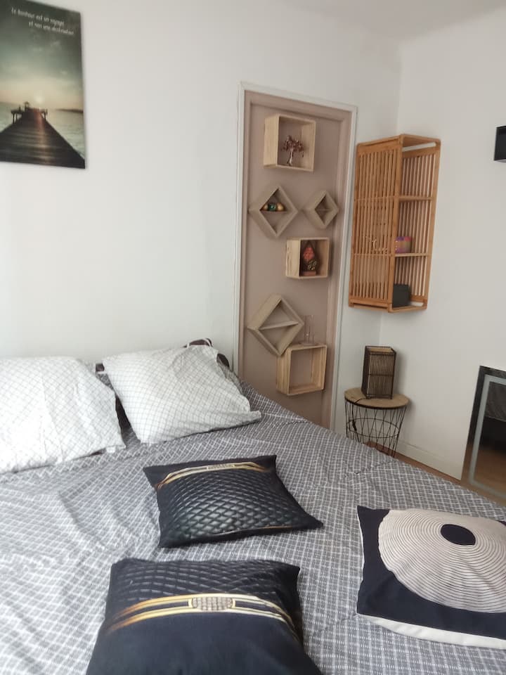 Loue Chambre Chez L'habitant (Nuitée Ou Semaine) - Perpignan