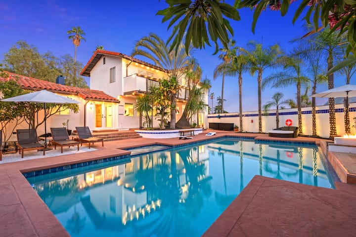 5br Villa | Sleeps 20 | Pool | Theater | Game Room - La Mesa, CA