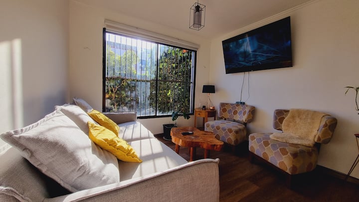 En El Centro, Estacionamiento Propio. - La Serena