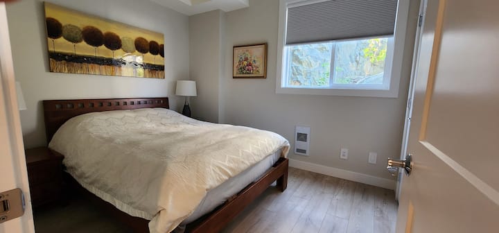 Modern Hilltop Suite In Sooke. - Sooke