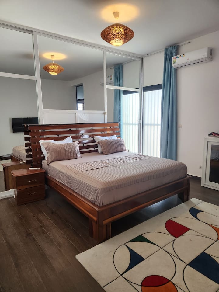 Appartement Moderne Lumineux Aux Almadies - Dakar