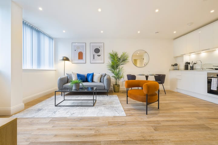 Central Gravesend 1br | Kitchen +Wi-fi | Sleeps 2 - Kent