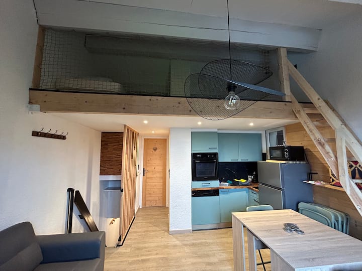 Charmant T2 Avec Mezzanine - Les Angles