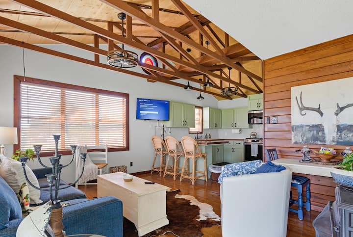 The Nest - 1 Mile From Casinos! - Louisiana