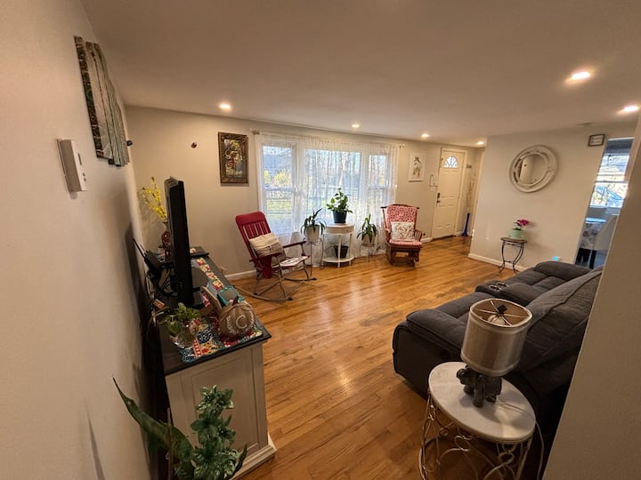 Cozy Delight Home - Middletown