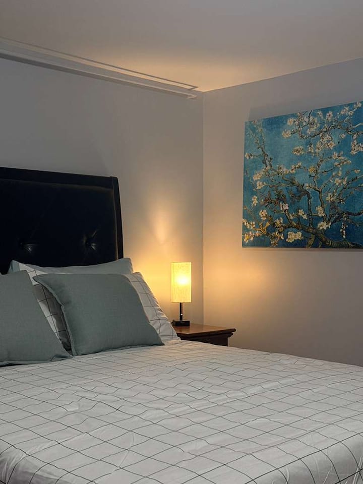 Rental Unit In Hearth Of Lafayette - East Rutherford, NJ