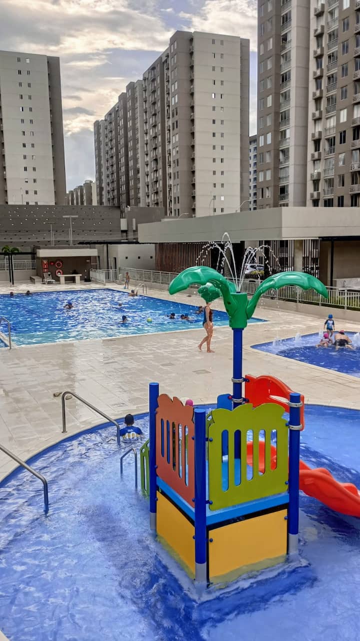 Apto. Familiar 70mts2, Uninorte, Piscina Y Piso 13 - Barranquilla