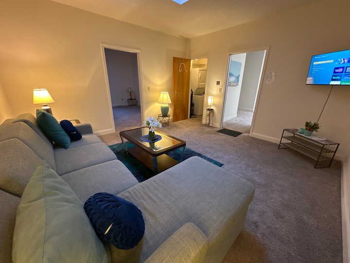 Chic Cozy One Bedroom Walkable Downtown - Greensboro, NC