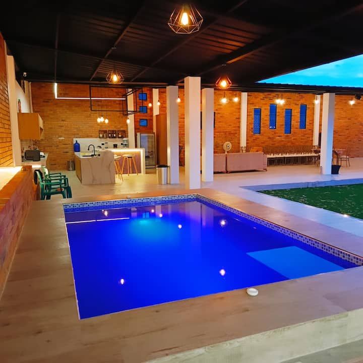 Habitación Vip En Quinta Adele - Zamora