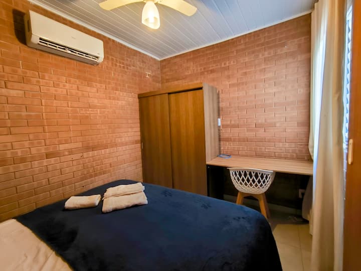 Casa Ecológica, Compacta E Aconchegante C/ Garagem - Botucatu