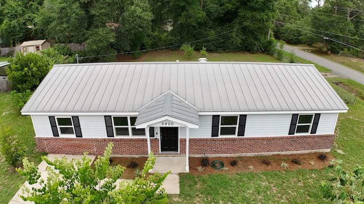 Debbie Dr House - Lake Talquin State Forest, Tallahassee