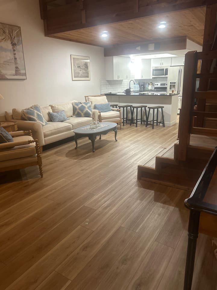 Beachside Townhouse- 1/2 Block From Beach Access! - Cape Canaveral, FL