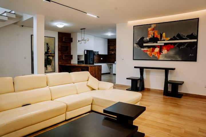 Rama Luxury Villa With Rooftop And Penthouse - Rwanda