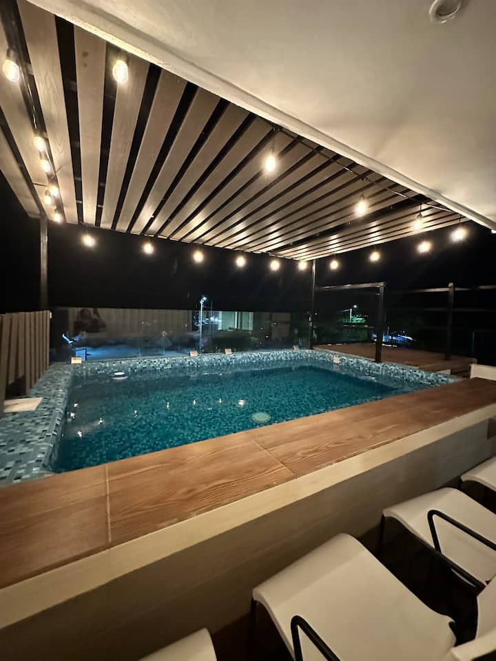 Casa Grande 9 Recámaras Dos Albercas 20 Pax - Cancún