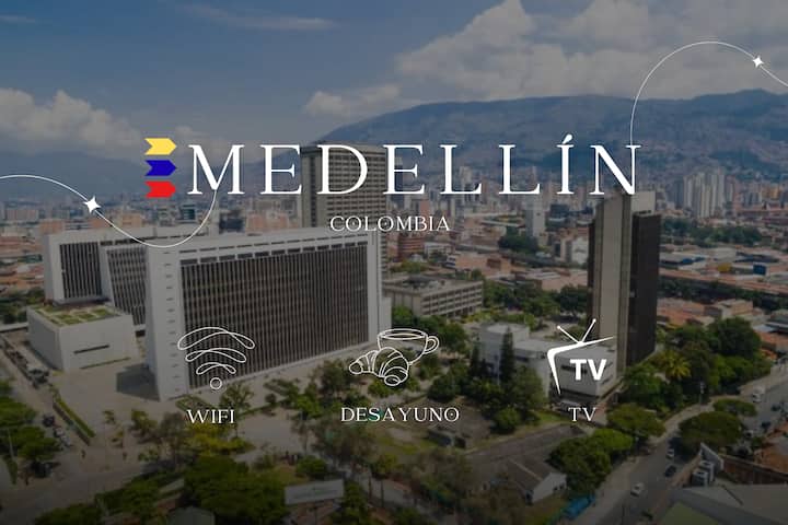 Apt+hot Water+wifi+breakfast+tv+laundry @Medellín - Medellín, Colombia