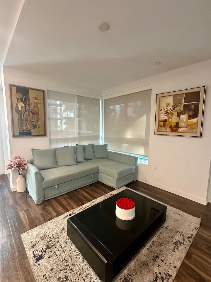 2bd 2bath~ Free Parking Pool Gym Jacuzzi - 西好萊塢